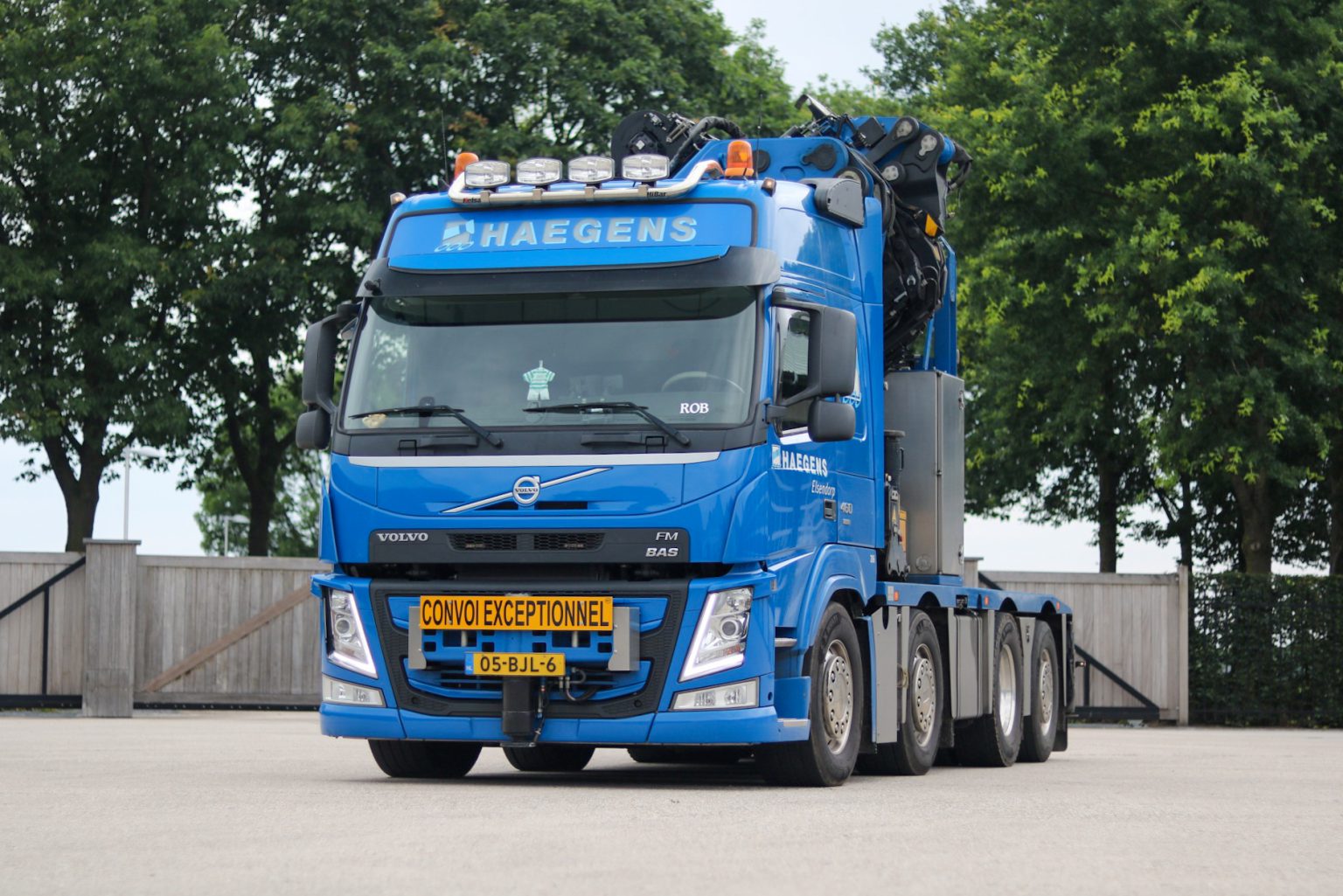 Autolaadkraan aanhanger | Autolaadkraan van Haegens Kraanverhuur