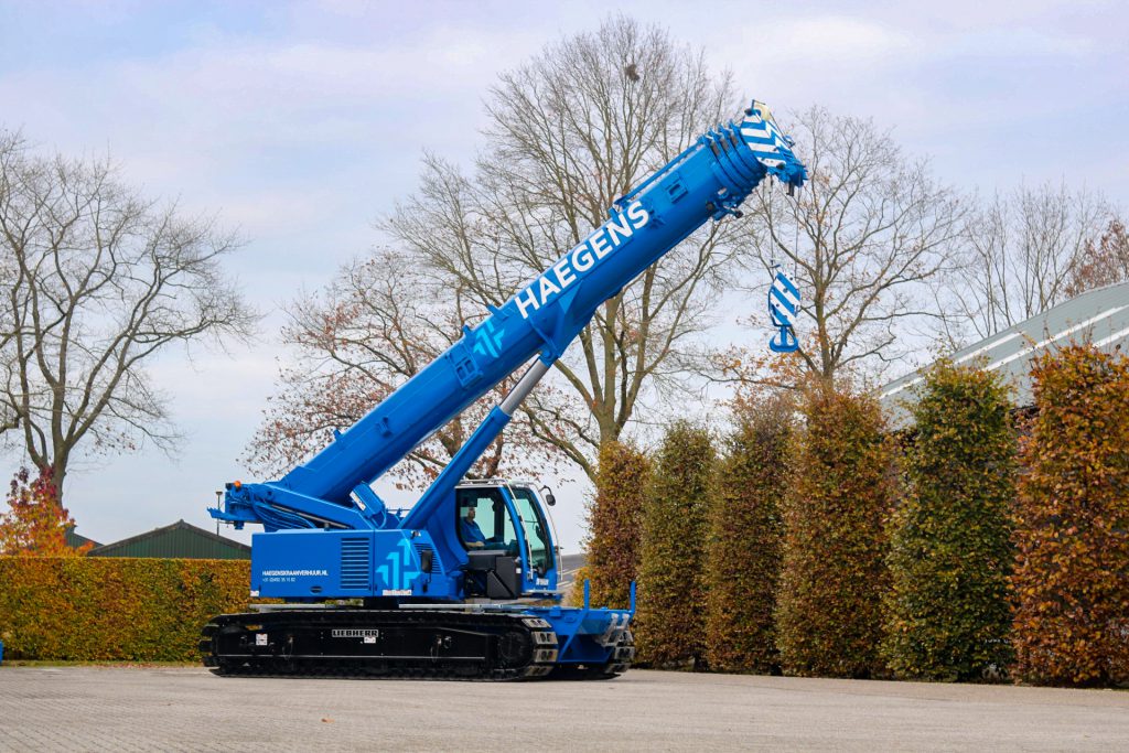 Liebherr LTR 1060 - Haegens | horizontaal en verticaal transport